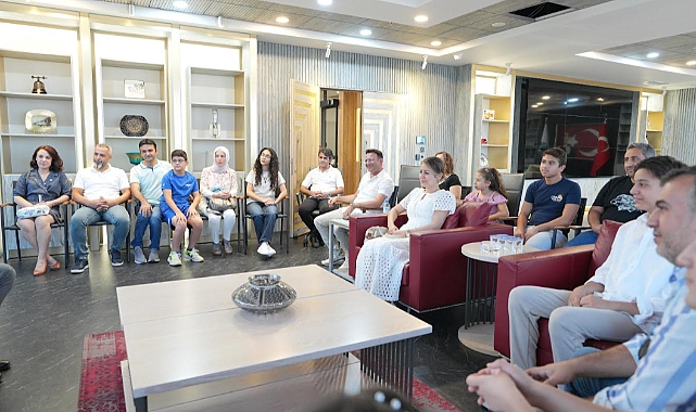 Manisa'nın Gururları: LGS'de Tam Puan Alan Öğrenciler - Yerel - Kapsam ... Manisa'nın Gururları: LGS'de Tam Puan Alan Öğrenciler - Yerel - Kapsam ...